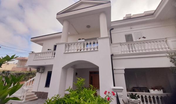 Villa Kurti - Durazzo