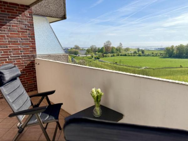 Meeresleuchten Mit Schwimmbad - Jever