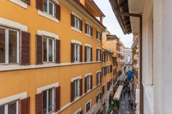 19 Steps Trevi - Monti