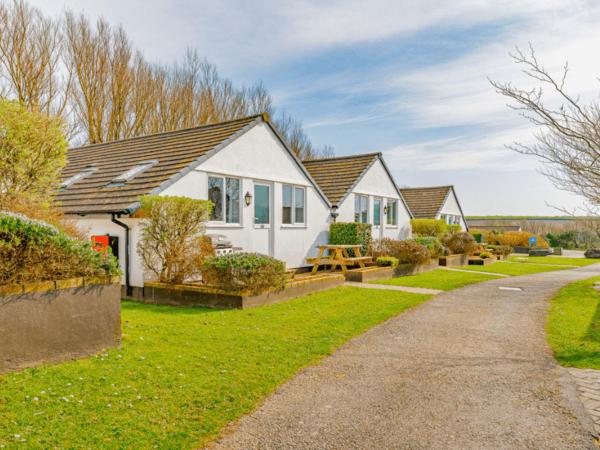 Golden Coast Leisure Park - Ocean Breeze Villa H - Woolacombe