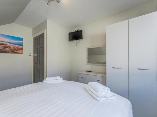Golden Coast Leisure Park - Ocean Tide Villa E - ウーラクーム