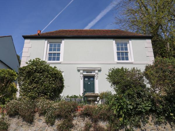 Overchurch - Hythe