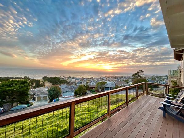 Amazing View Newly Remodeled -L2 Ev Charger- Pet Friendly - Cambria, CA