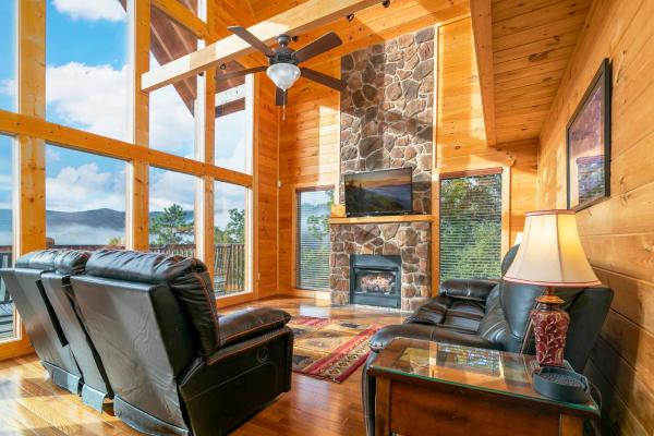 A Mountain Paradise, Free Tickets, No Catch! - Pigeon Forge, TN