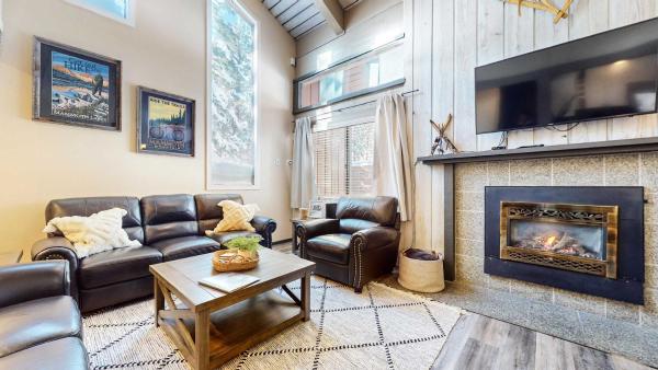 Modern Cabin For Family Of 8 - Near Slopes & Canyon Lodge - Mammoth Lakes, CA
