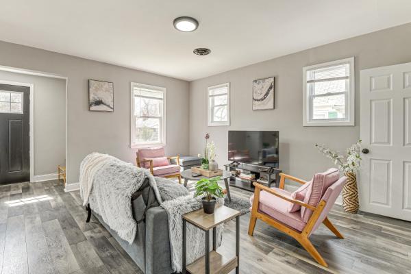 4 Mi To Universities Quaint Parkville Apartment! - Towson, MD