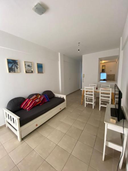 Departamento Amplio Y Cómodo - La Plata, Argentina