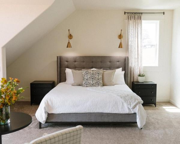 Franziska Haus - McMinnville, OR