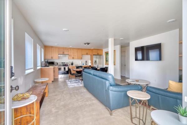 Stay Portland - Spacious Retreat In Ne Portland - Sleeps 10 - Portland, OR