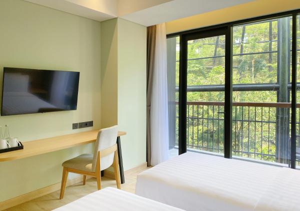 Hotel Santika Premiere Hills Resort Cibadak Sukabumi - Indonesia