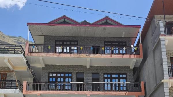 Soma Stays Banala - Mandi