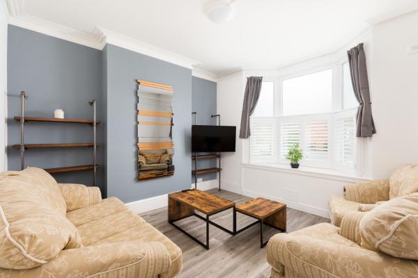 Leamington Spa Town House 4 Bed, 2 Bath - West Midlands