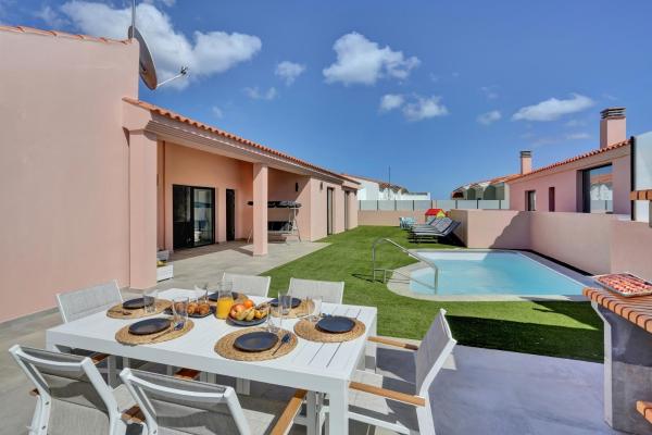 Golden Dunes Villa Picasso - Madrid