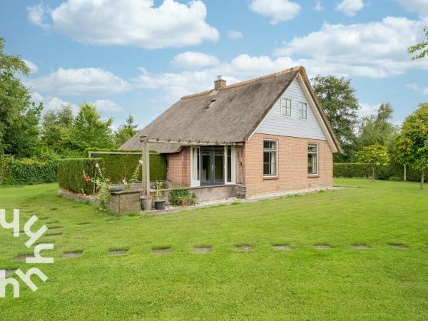 Ov606 - Beautifully Located 6-person Holiday Home By The Water With A Large Garden In Ossenzijl - Giethoorn