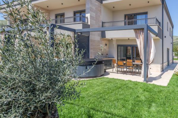 Villa Trixie - Green Garden Villas - Trogir