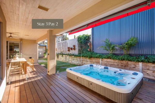 Luxury And Style On Pasadena With Large Spa - Rye