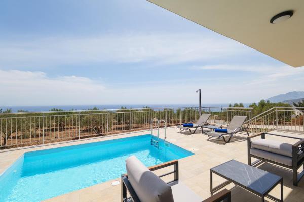 Chryselia Suites- Private Pool - Kreta