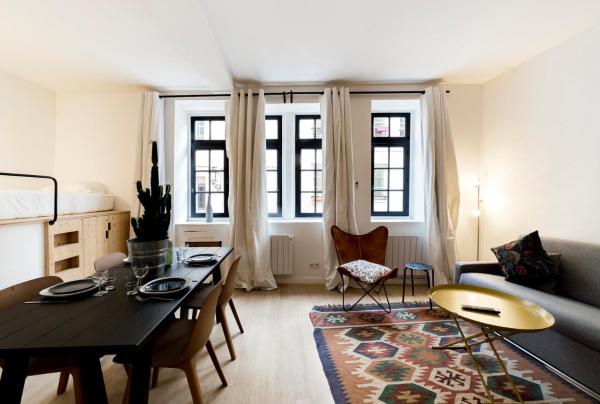 L'ethnic Ambience - Superbe Appartement Tout Confort Au Coeur Du Vieux Lyon - Soucieu-en-Jarrest