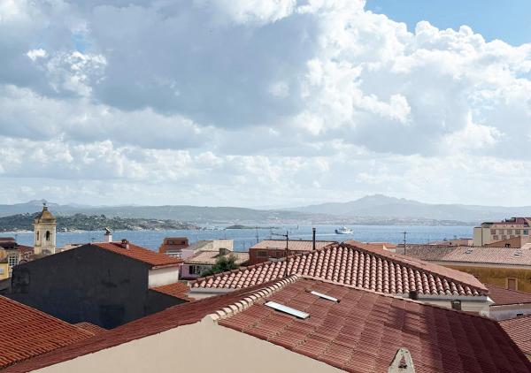 Laureliving Holiday Home Bellavista Centro - La Maddalena