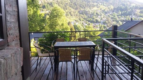 Cabaña Con Parrilla Y 2 Baños Completos - Alquilamicasa - San Martín de los Andes