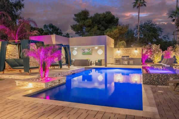 Hozho Residence On Cactus - Scottsdale, AZ