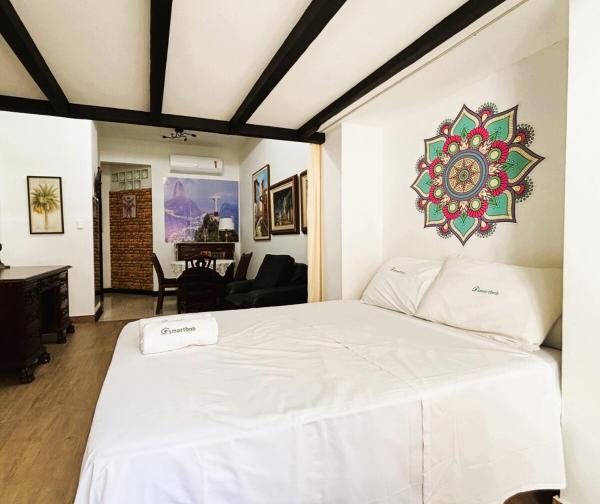 Traditional Apartment At Posto 6 - Copacabana
