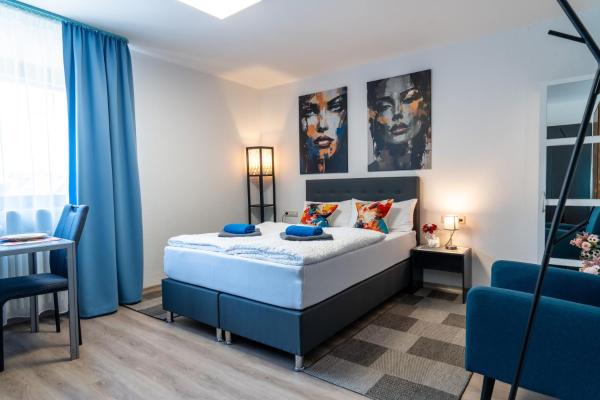 New Gästehaus Flora,kitchen,tv,free Parking,near Europa Park And Strasbourg - Seelbach