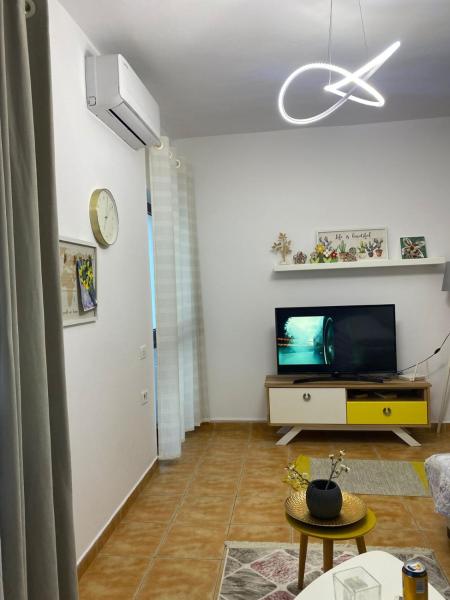 Juli's Pazari Nest - Albania