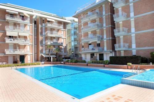 Residence Puerto Del Sol Da Agenzia Colla Jesolo - Jesolo