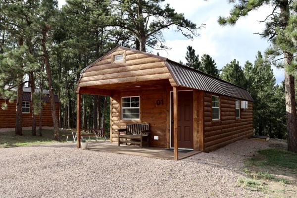 Glorious Lofted Cabin Perfect To Reconnect With Nature In South Dakota - Rapid City, SD