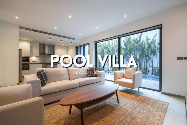 Monochromedesignerpool Villa - Bangkok