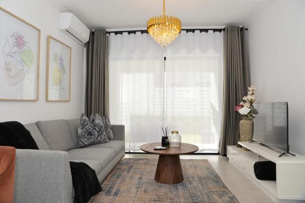 Eirini Elegant Hestia Apartment - Sandton