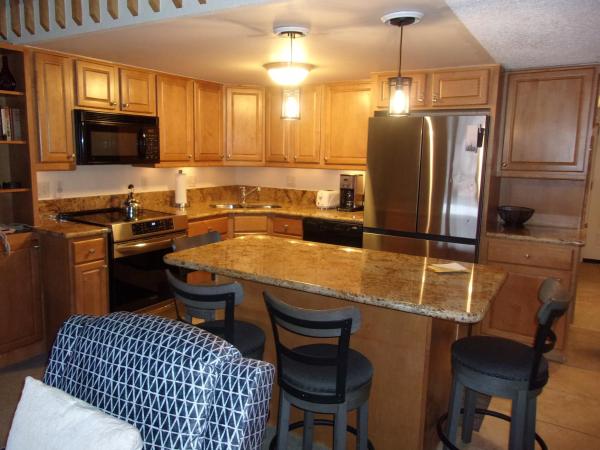 Crestwood 3305 Deluxe 1 Bedroom Plus Loft -