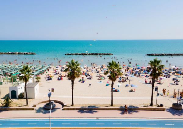 Family Kids Village Riva Dei Pini - Porto San Giorgio