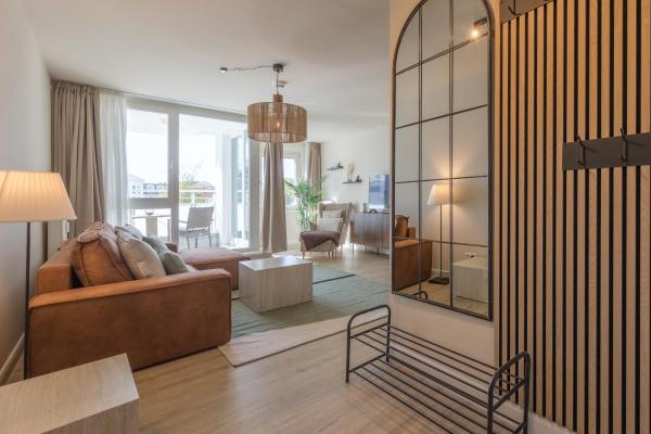 Küstenglück - Ferienwohnung Im 1obergeschoss Mit Balkon - Zingst