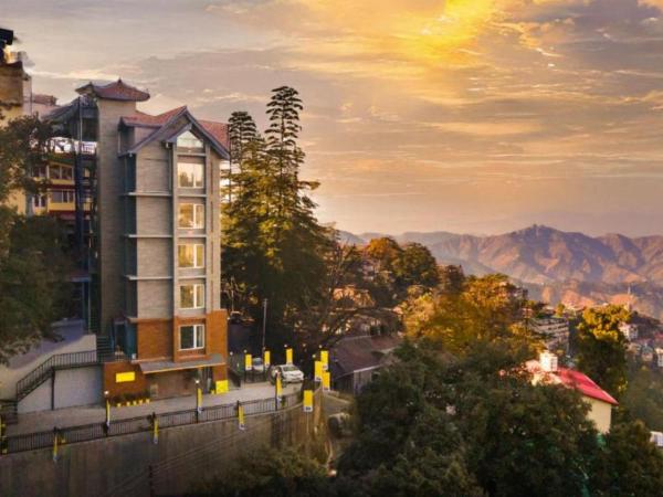 The Hosteller Shimla, Valley View - Shimla