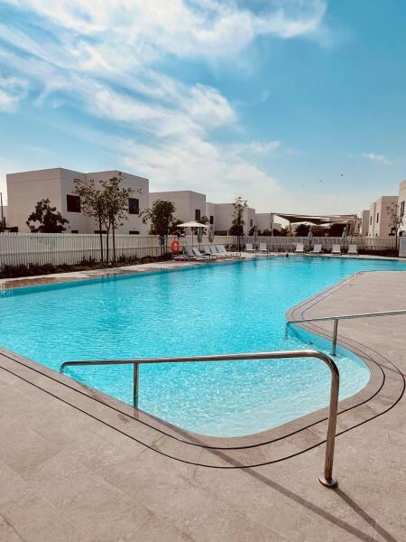 Yas Island Villa- 4br Luxury Smart Home, Up To 9 Guests, Near Yas Theme Parks - Abu Dhabi