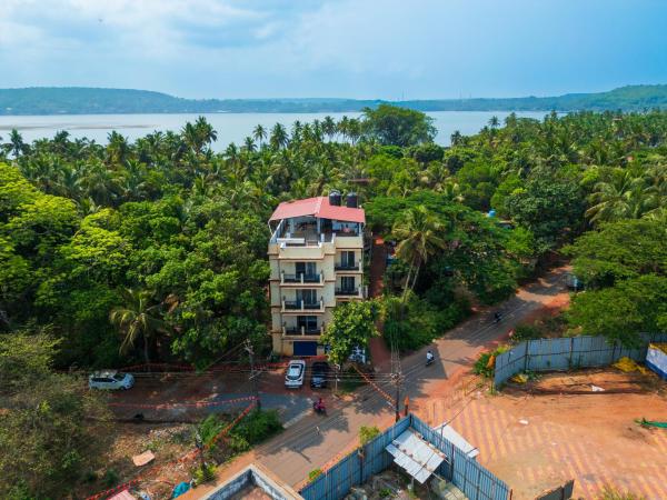 Helloworld Riverbank Inn - Goa