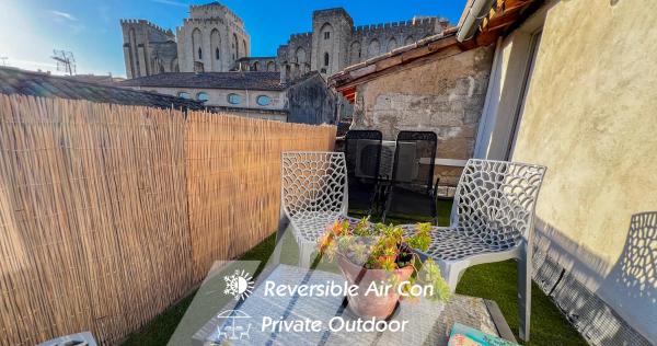 Ac - Private Exterior - Au Pied Du Palais Des Papes! - ibis budget Avignon Centre