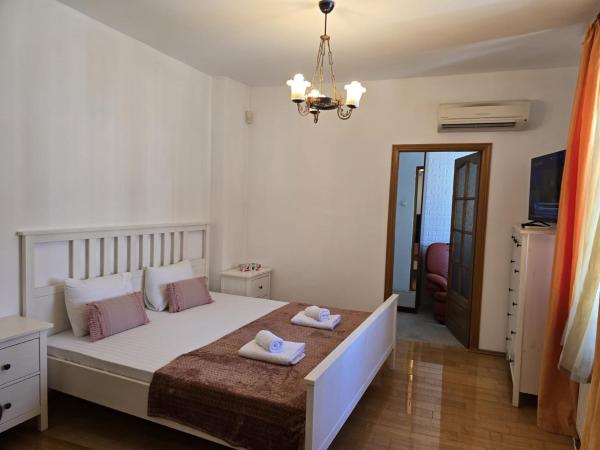 Vila Ris 3 Filibiliu 12 - Bucharest