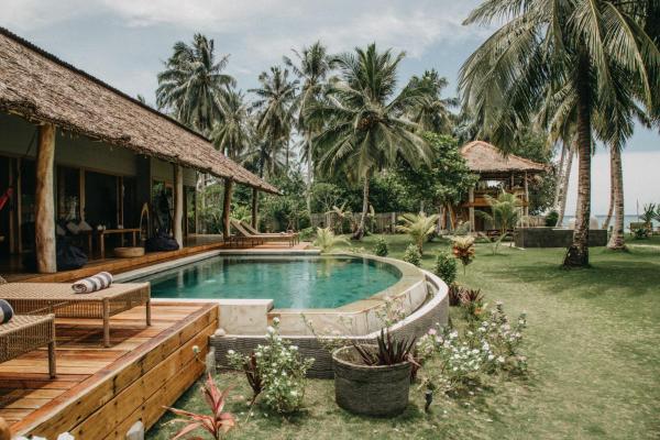Baha Baha Villa Sailo Mentawai - West Sumatra