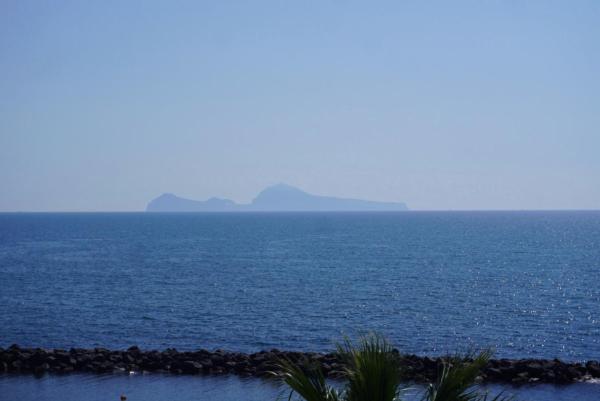 L'abbraccio Di Parthenope - Torre del Greco