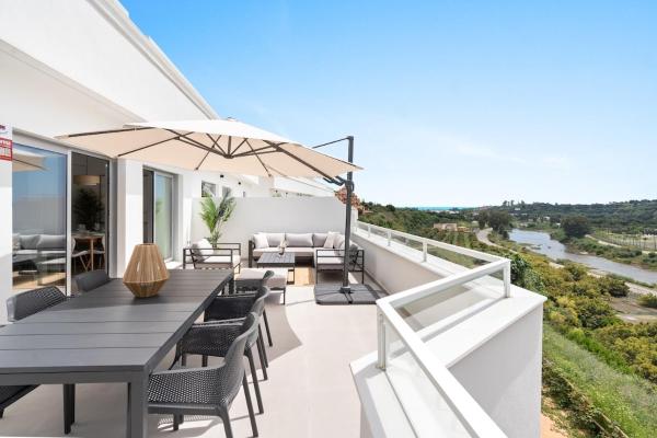 Amazing 3 Bedroom Penthouse Great Views Rdr482 - Estepona