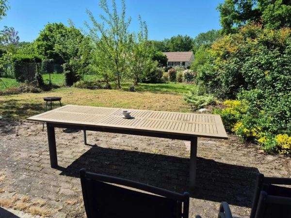 Maison Confortable à Saint-laurent-nouan Avec Jardin - Beaugency