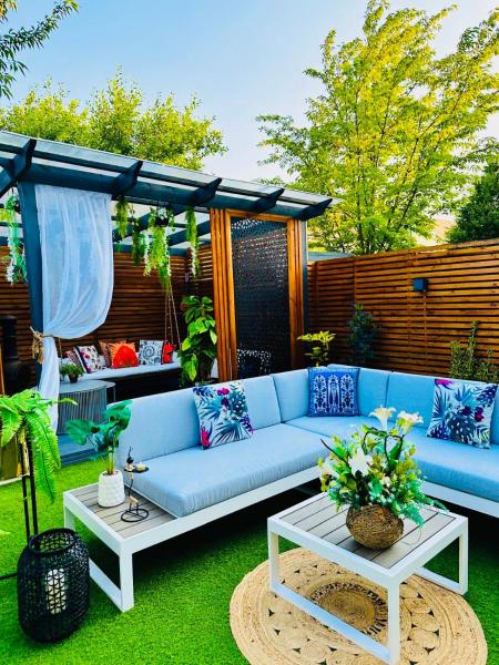 Meezee Pearl Double Bed Lodge With Free Parking - 올덤