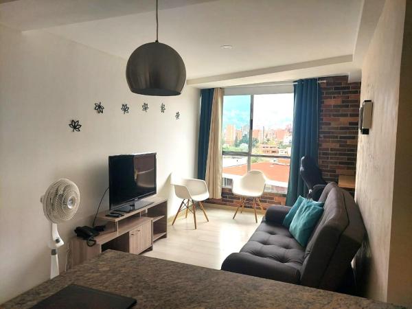 Lovely One Bedroom Condo In Beautiful Laureles - Medellin, Antioquia, Colombia