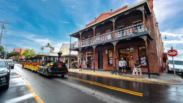 Harbor Luxe Celebration Suites - Key West, FL