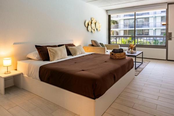 Luxury Studio Gem 10min To Disney Pool And Amenities - Celebration, FL