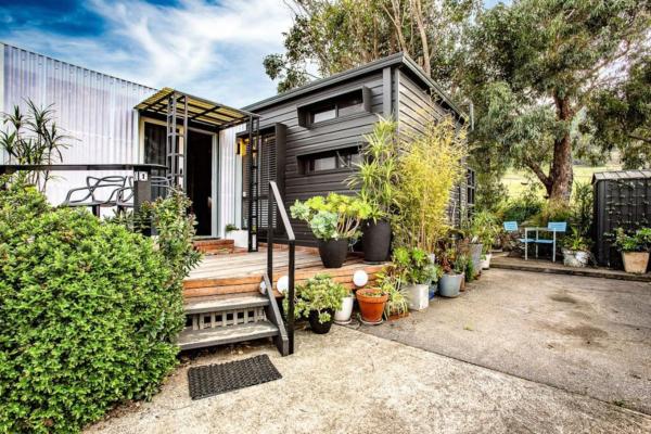 Ella B - Caravan Park Location - Great Ocean Road
