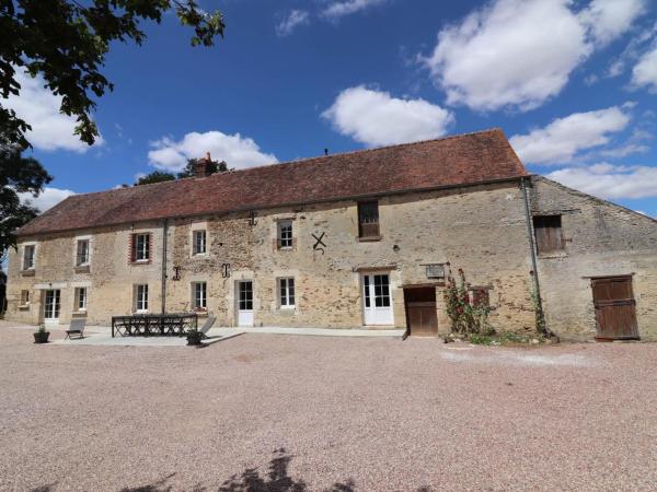 Maison De Charme Avec Grand Jardin, Jeux Pour Enfants, Et éQuipements Modernes à Merri - Fr-1-497-137 - Argentan
